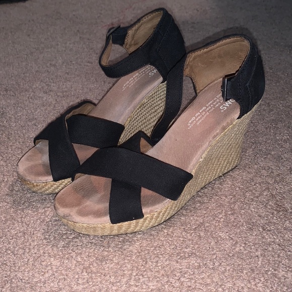 Toms | Shoes | Toms Wedges Size 65 Purchased But My Feet Have Grown ...